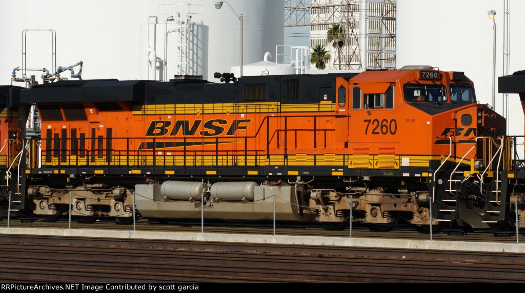 BNSF 7260